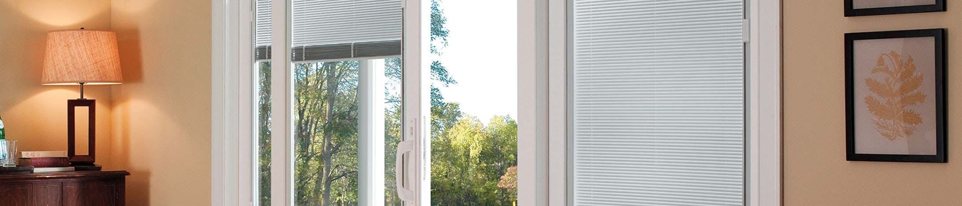 Integrated and Retractable Screen Doors Pella Montréal